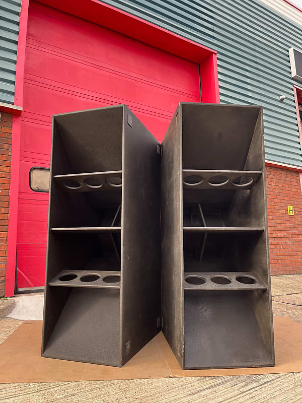 Funktion-One Set of 2 × V221 (F221 Touring) Subwoofer Black | Reverb