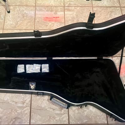 Jackson Kelly JS32 Guitar Ferrari Red & Jackson Kelly Molded | Reverb