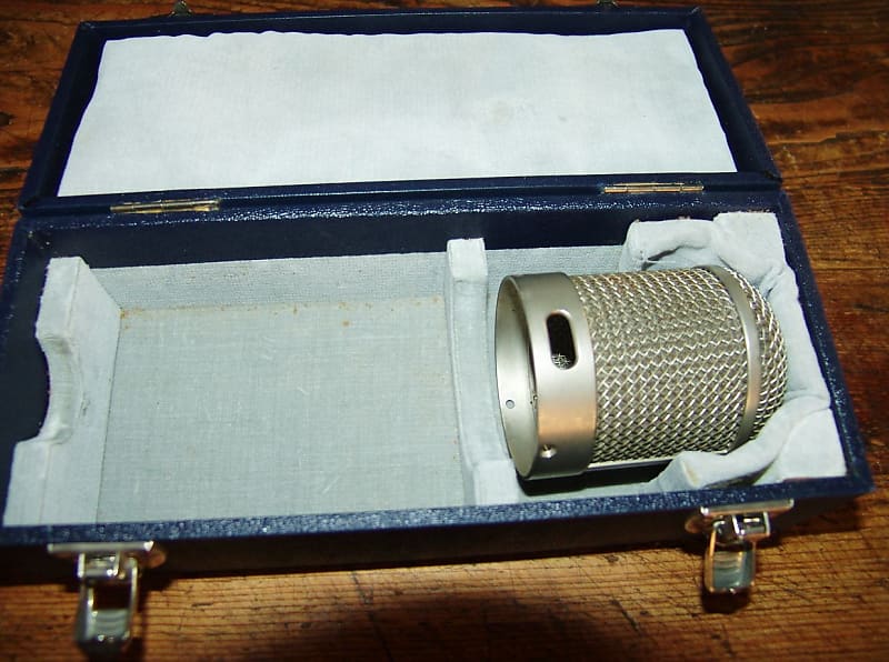 Original Case for Neumann U48 / U47 short body microphone | Reverb