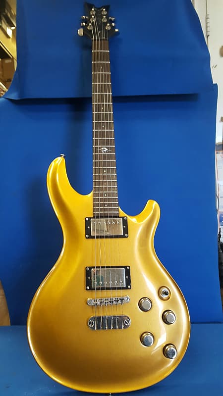 Dean Hardtail Select 2010 Gold | Reverb
