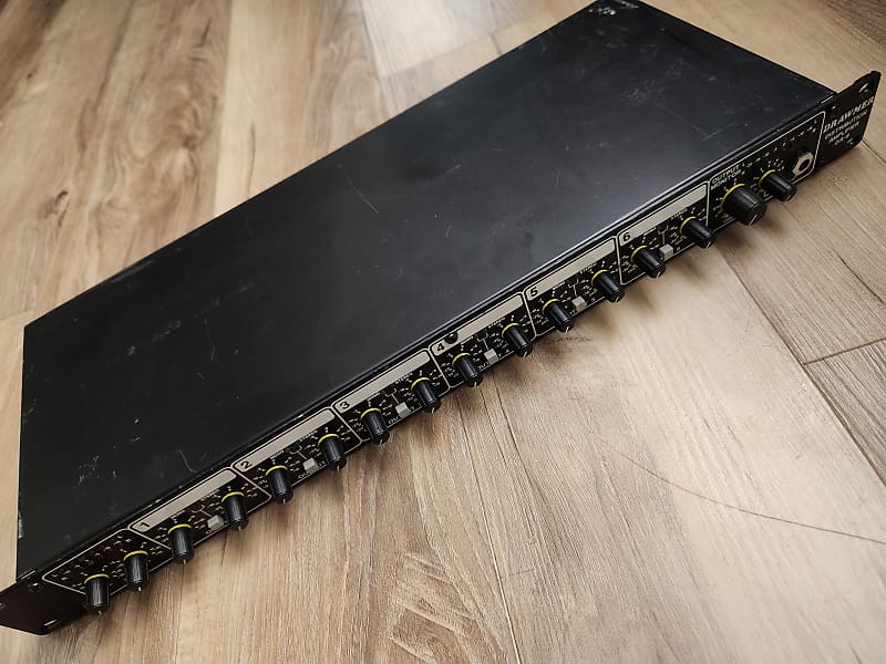 Drawmer DA-6 Stereo 6-Channel Distribution Amp - Studio | Reverb