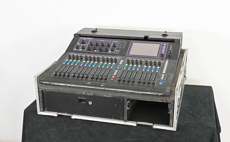 Allen & Heath GLD-80 Digital Audio Mixing Surface with Road | Reverb