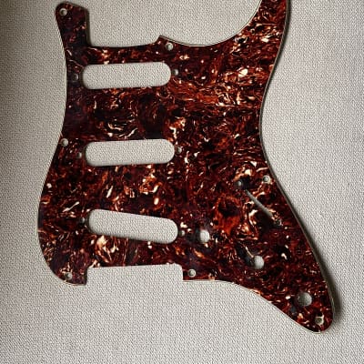 Fender Stratocaster tortoise shell pickguard 1972 1972 - | Reverb