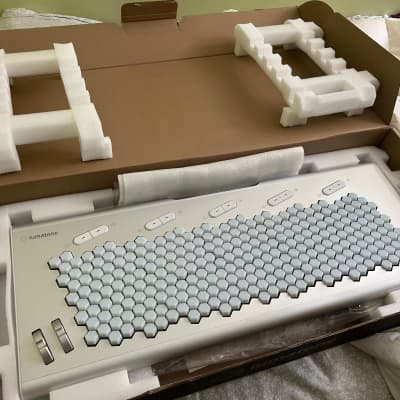 Lumatone Isomorphic Keyboard | Reverb