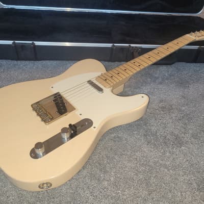 Fender USA Showmaster Silver FR 2003' | Reverb