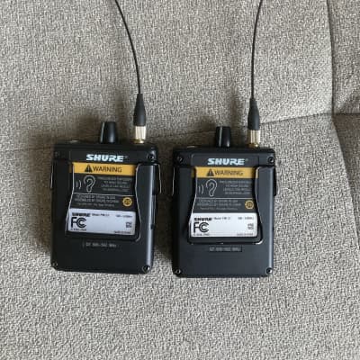 Shure PSM 900 dual in-ear wireless monitor | Reverb