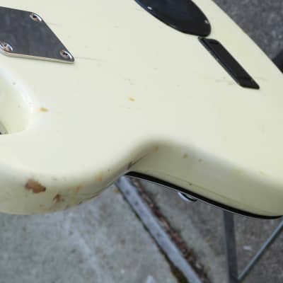 Mosrite the Vintage built in amplifier white | Reverb