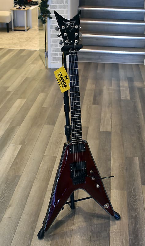 DBZ Cavallo Flying V with Hard Case | Reverb