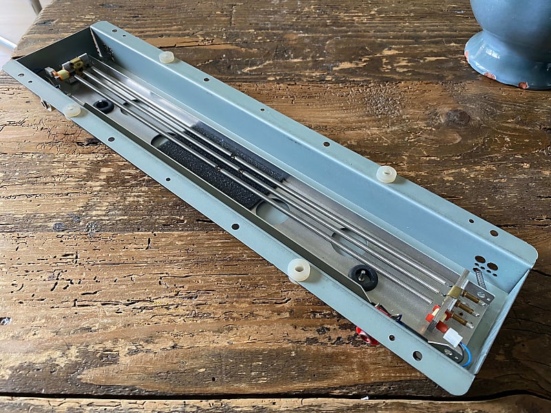 Accutronics 9EB2C1B, Medium Decay, 3-Spring - Reverb Tank | Reverb