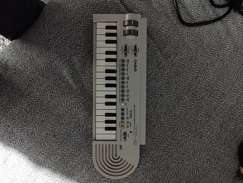 Casio GZ-5 1995 MIDI Keyboard WITH Sounds! VERY | Reverb Australia