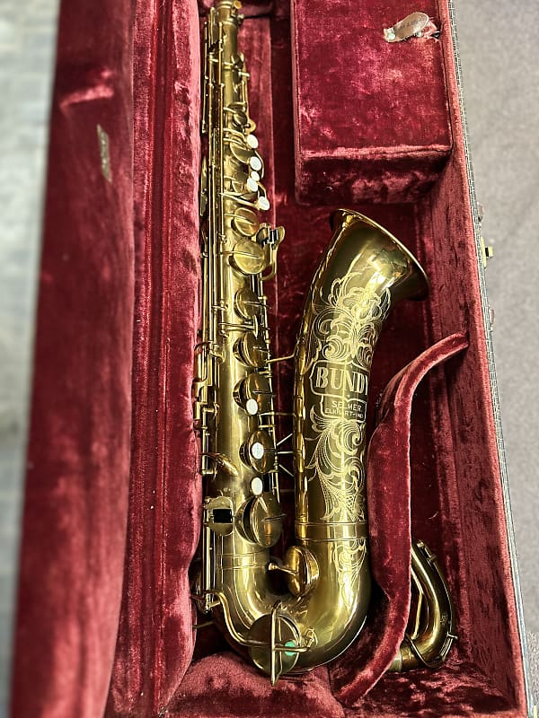 Vintage 1942 Bundy Tenor Saxophone - Lacquer | Reverb