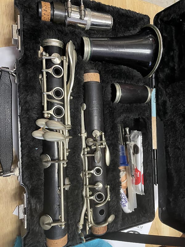 Consignment USED Pre R13 Buffet Bb Clarinet w/ SKB case | Reverb