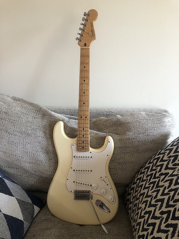 Fender MIM Stratocaster 2001-2002 | Reverb