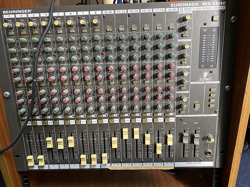 Behringer Behringer eurorack MX2802 1996 - Mixing | Reverb Deutschland