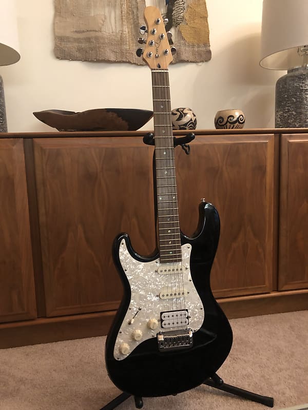 Dean Strat - Left Handed Avalanche Deluxe | Reverb