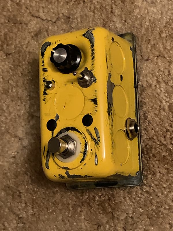 Dongeomac Silicon Treble Booster | Reverb