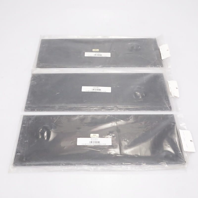 3 Middle Atlantic Style 4U 4 Space Blank Rack Panels RUI | Reverb