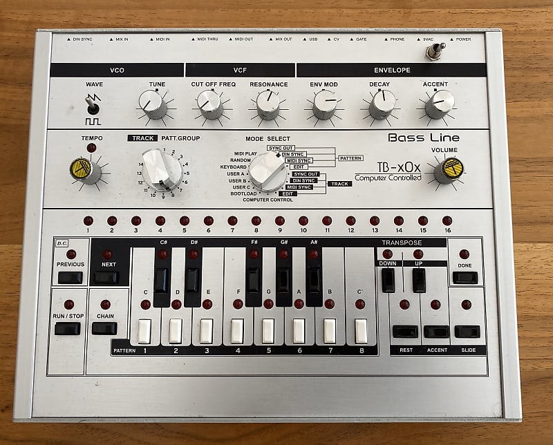 TB - XOX Bassline XOXBOX - TB 303 | Reverb