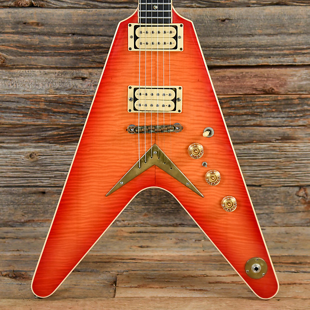 Dean V Sunburst 1977 (s151) | Reverb