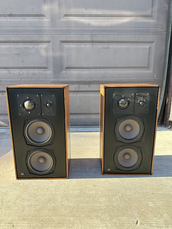 Ads L710 Speaker Pair | Reverb