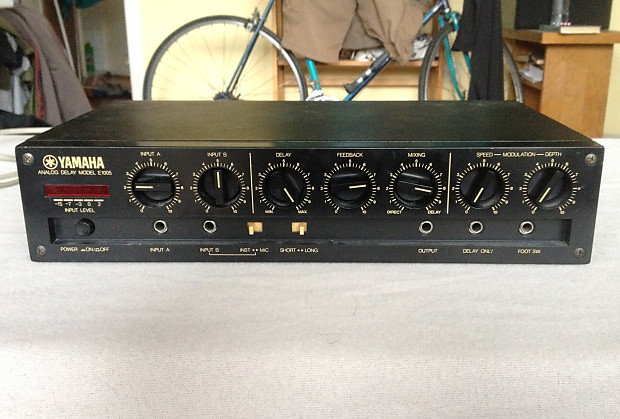 Yamaha E1005 Analog Delay | Reverb