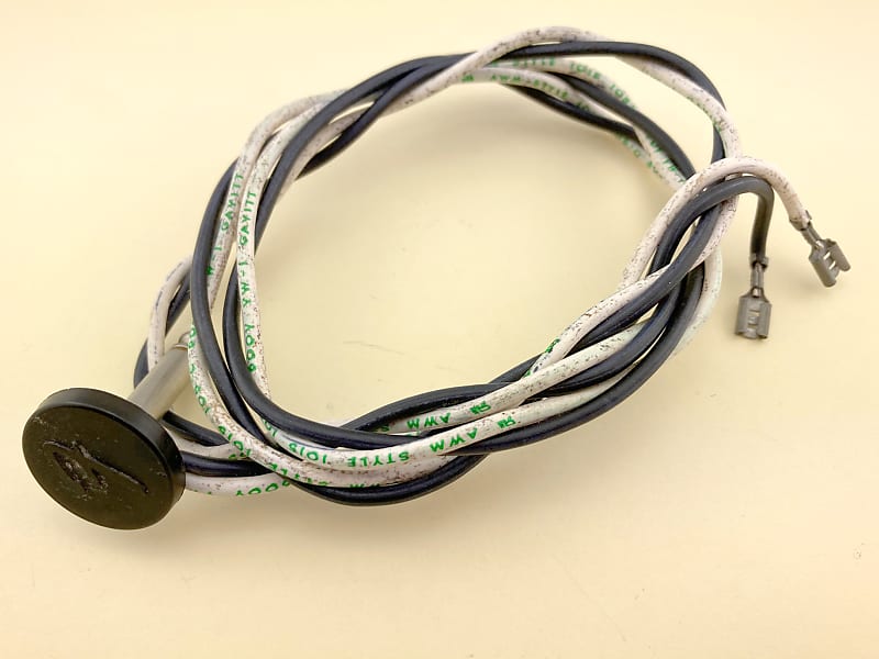 Vintage Fender Amplifier F Logo 1/4" Plug and Wires 1969-76 | Reverb