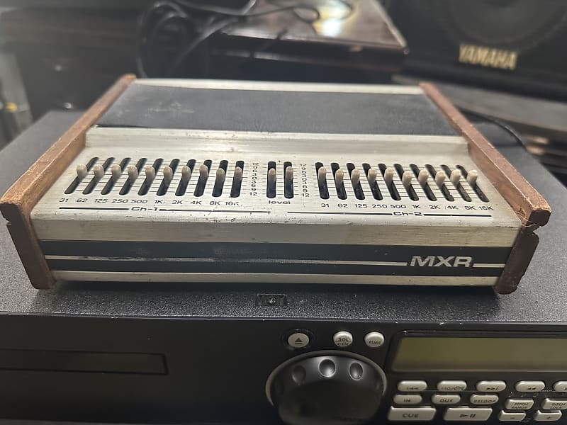 MXR 114 Vintage Stereo Equalizer | Reverb UK