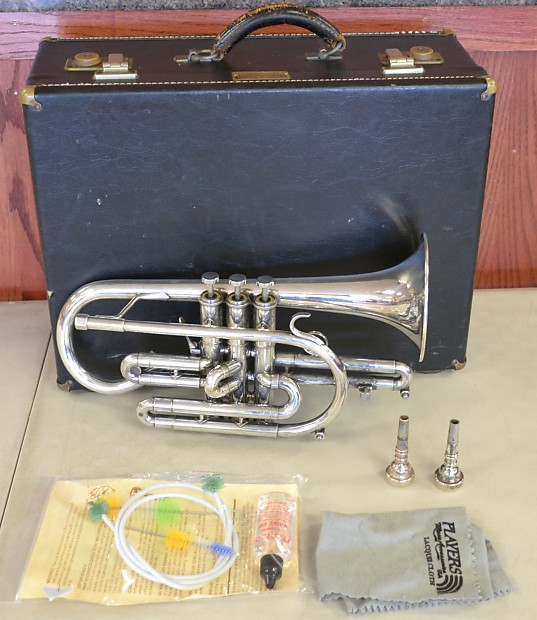 Getzen Eterna Series Bb Cornet with 2-Mouthpieces and Carry | Reverb