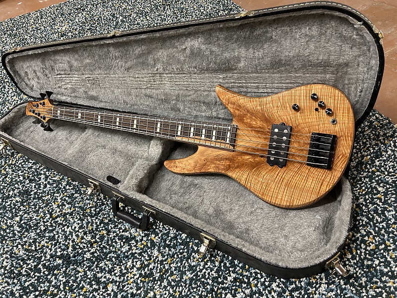 Alber bass 5string Bass September 2019 - Nitro | Reverb