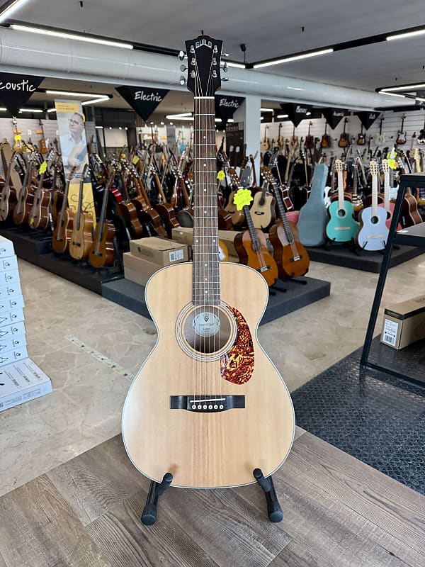 Guild M-240E NATURAL | Reverb