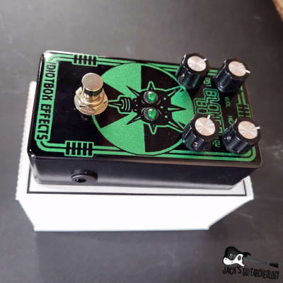 IdiotBox Effects Blower Box Bass Distortion | Reverb