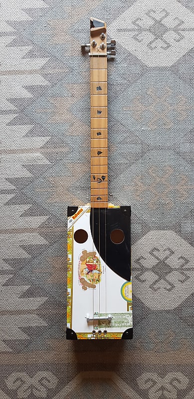 Cigar Box Guitar Handmade - Vinyl | Reverb