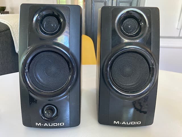 M-Audio Studiophile AV 20 Studio Monitors 2000's - Black | Reverb
