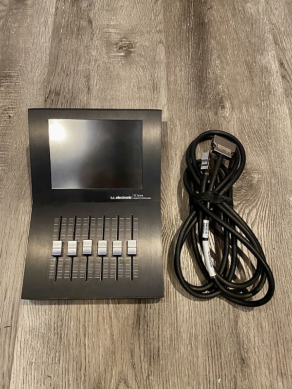 TC Electronic System 6000 TC Icon Remote and Cable | Reverb France