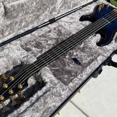Modulus Quantum 5 5-String Bass Guitar, Q5, Graphite Neck | Reverb