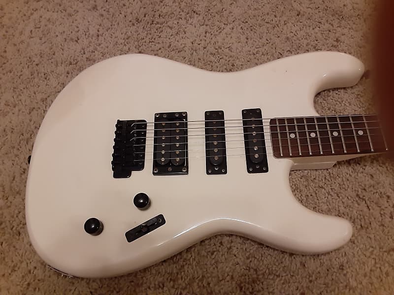 B.C. Rich Rave II 80's - 90's White On Black | Reverb