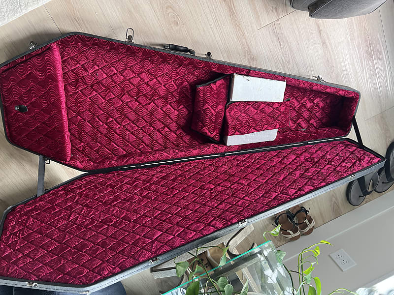 Coffin case | Reverb