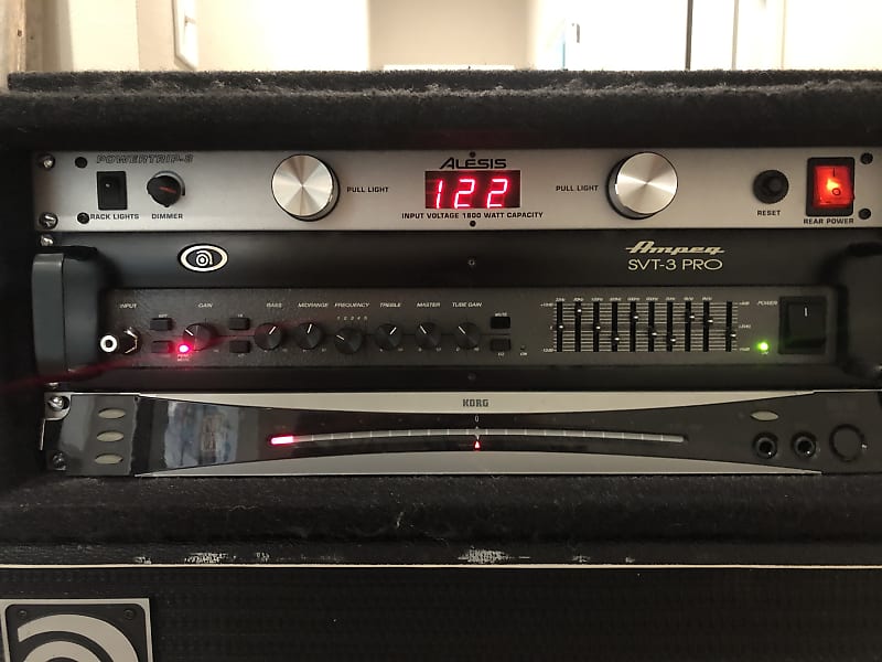 Ampeg SVT-3 PRO 450-Watt Rackmount Bass Amp Head with 4x10 | Reverb