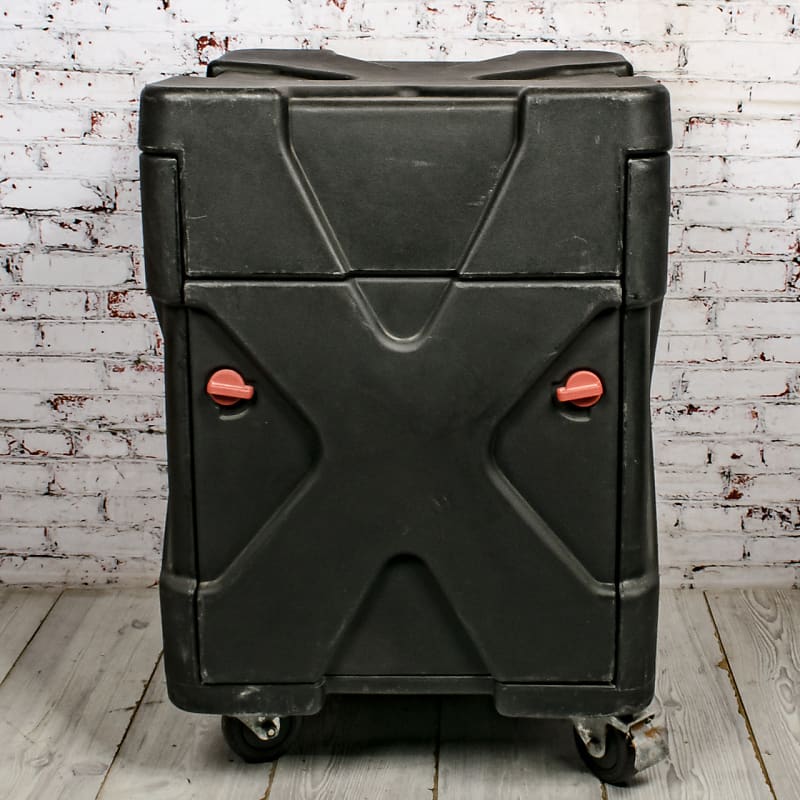 SKB - 10U Road Case - Rackmount Rolling Molded Roadcase - | Reverb