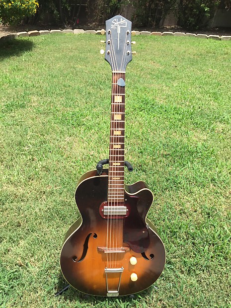Silvertone / Harmony H60, Archtop with single cutaway 60s | Reverb