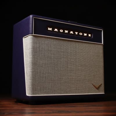 Magnatone Super Fifteen 15-Watt Tube 1x12” Combo Amp w/ Cover | Reverb