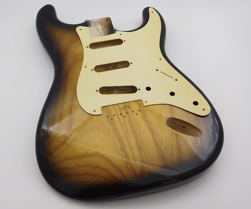 4lbs 4oz BloomDoom Nitro Lacquer Aged Relic 2 Tone Sunburst | Reverb
