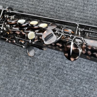 LA Sax Big Lip Tenor Saxophone | Reverb