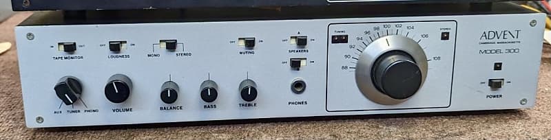 Advent 300 receiver in Silver true classic just serviced | Reverb