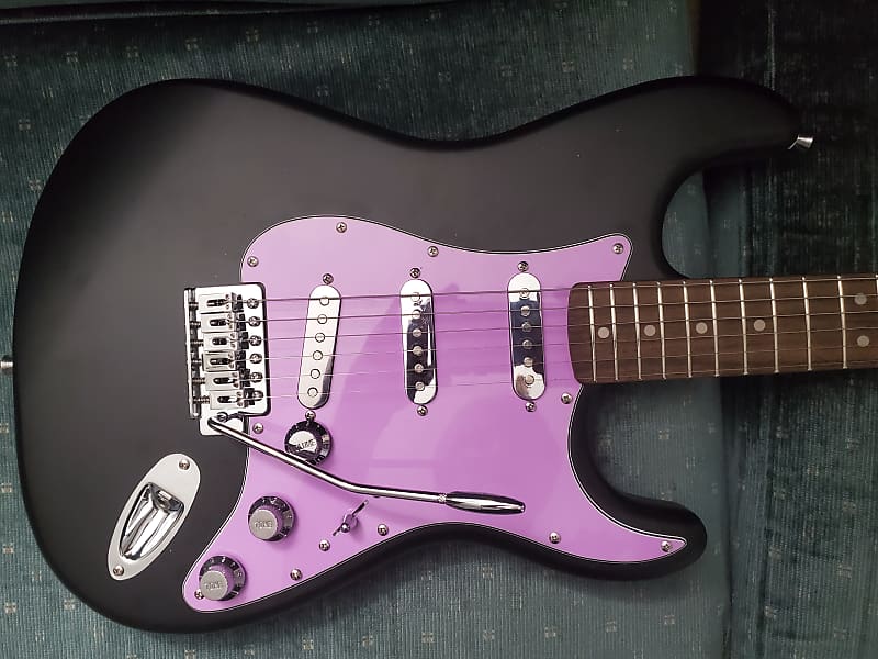 ~Cashified~ Squier by Fender Stratocaster | Reverb