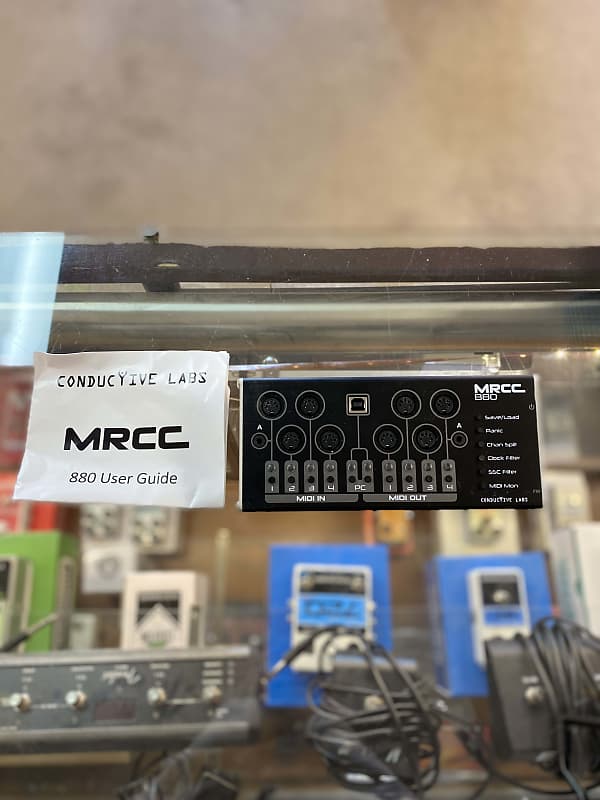 Conductive labs MRCC 880 MIDI Router - Black | Reverb