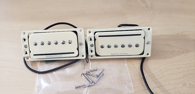 Seymour Duncan P- Rails with Arched Triple Shot mounting | Reverb