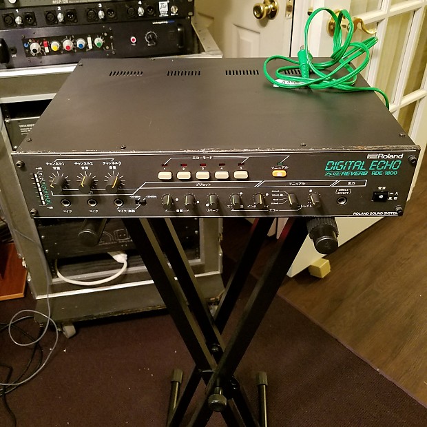 Roland RDE-1800 Digital Echo Plus Reverb Effects Box. | Reverb