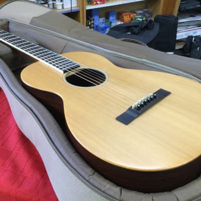 Jean Larrivee 0-01 Rosewood Special Edition Parlor Guitar | Reverb