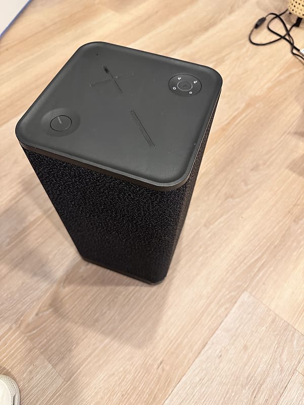 UE Hyperboom 2022 - Black | Reverb